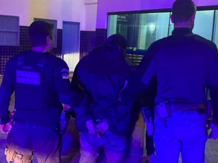 Bandido apontado como autor de furto, em Laguna, é preso em ação conjunta Bandido apontado como autor de furto, em Laguna, é preso em ação conjunta