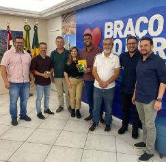 Livro 'O Vale do Braço do Norte', do padre Dall’Alba, será reeditado